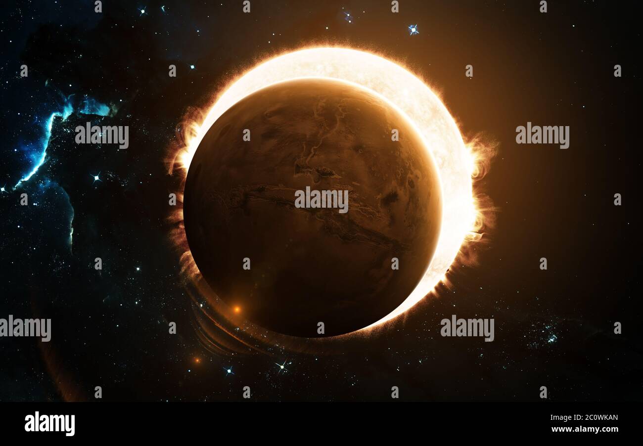 Eclipsing hi-res stock photography and images - Alamy