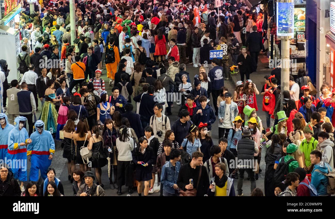 Night revellers tokyo hi-res stock photography and images - Alamy