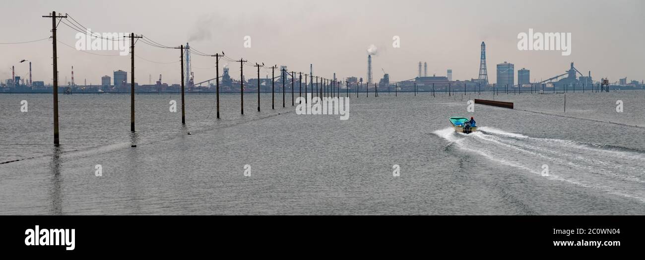 Ocean wave energy electricity hi-res stock photography and images - Alamy