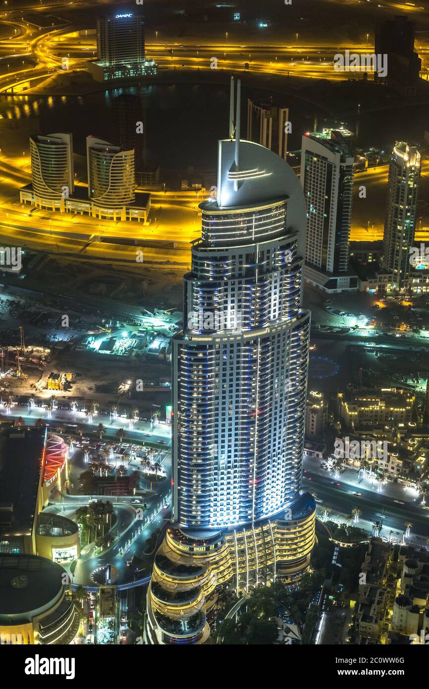 Address Hotel at night in the downtown Dubai area overlooks the Stock ...
