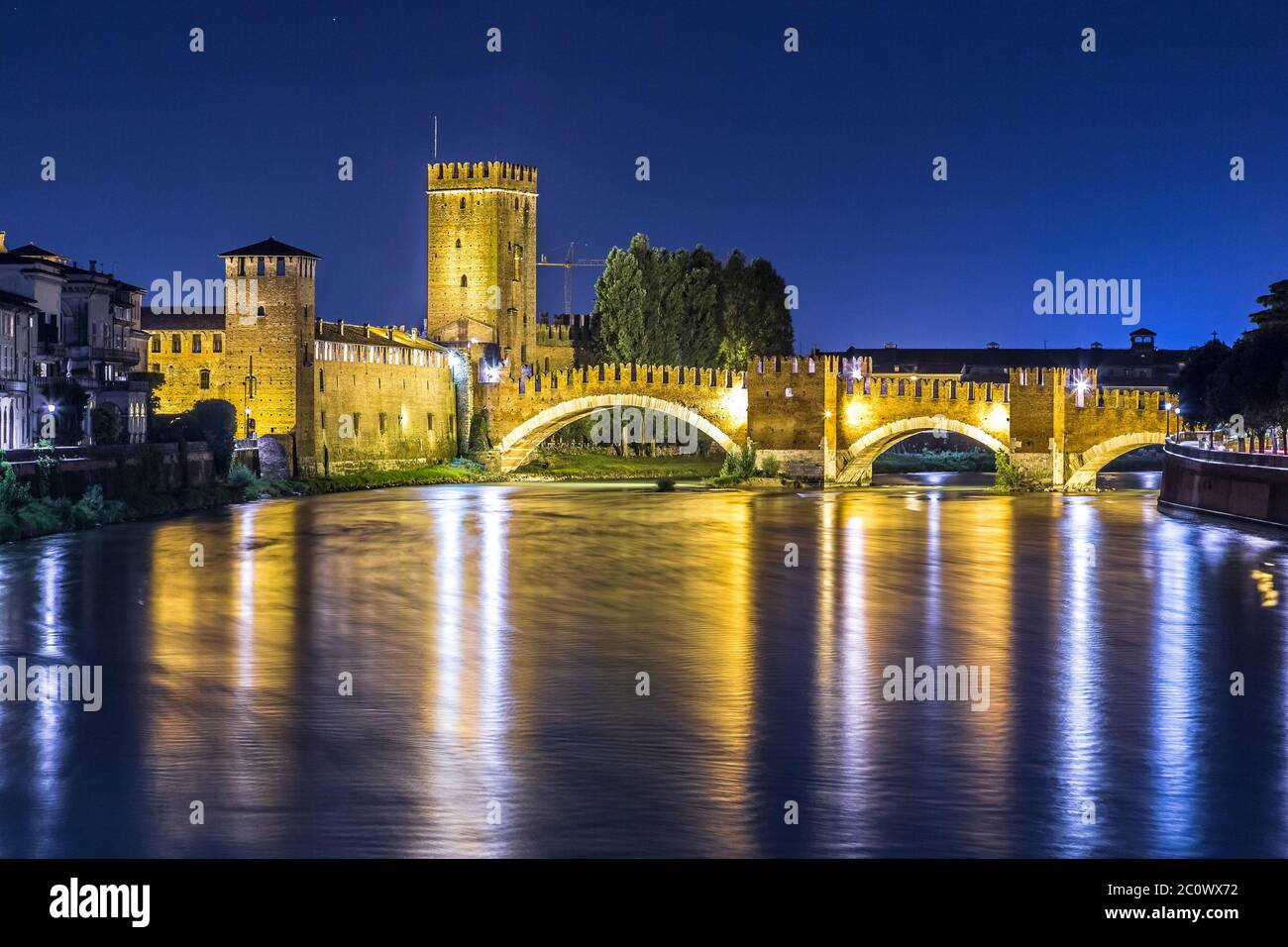 Verona medieval castle hi-res stock photography and images - Alamy