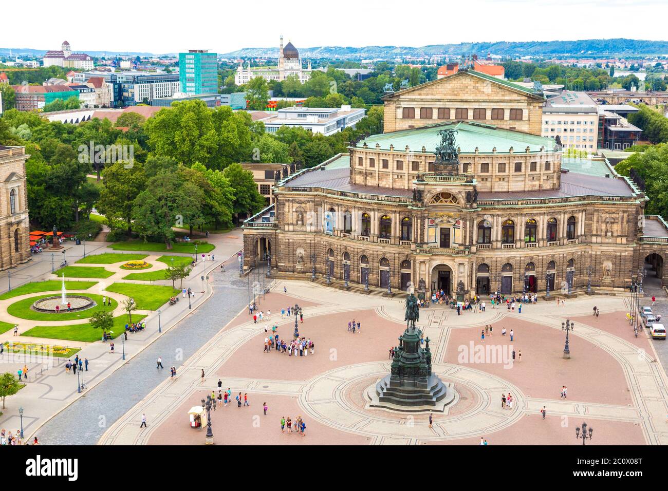 Semper opera house dresden hi-res stock photography and images - Alamy