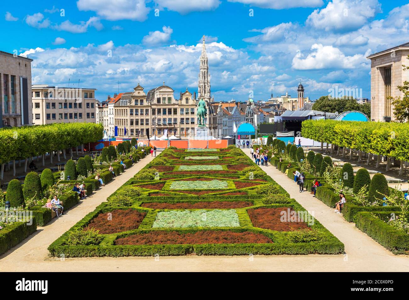 Brussels cityscape summer hi-res stock photography and images - Alamy