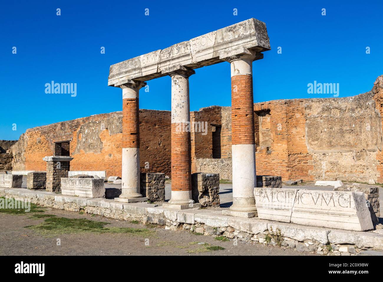 Roman city pompeii ruin ruins empire architecture hi-res stock ...