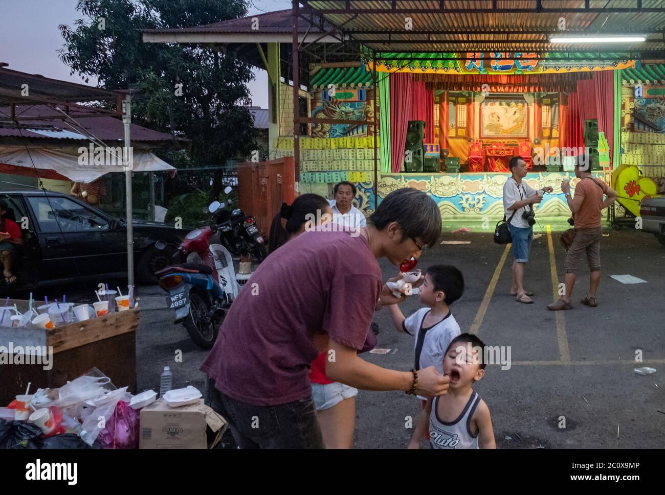 People at the Chinese Opera theater stage waiting for performance to ...