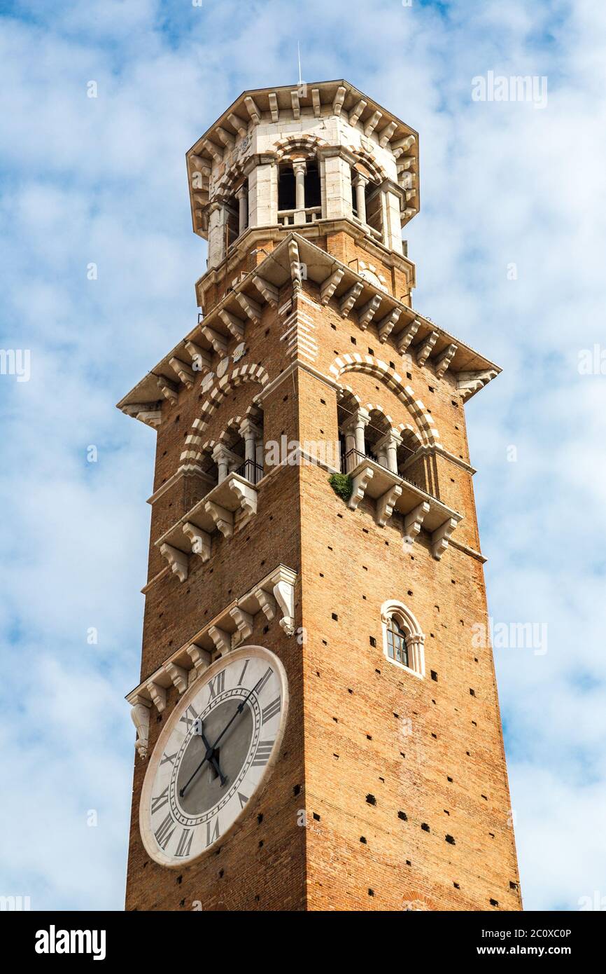 World clock italy hi-res stock photography and images - Alamy