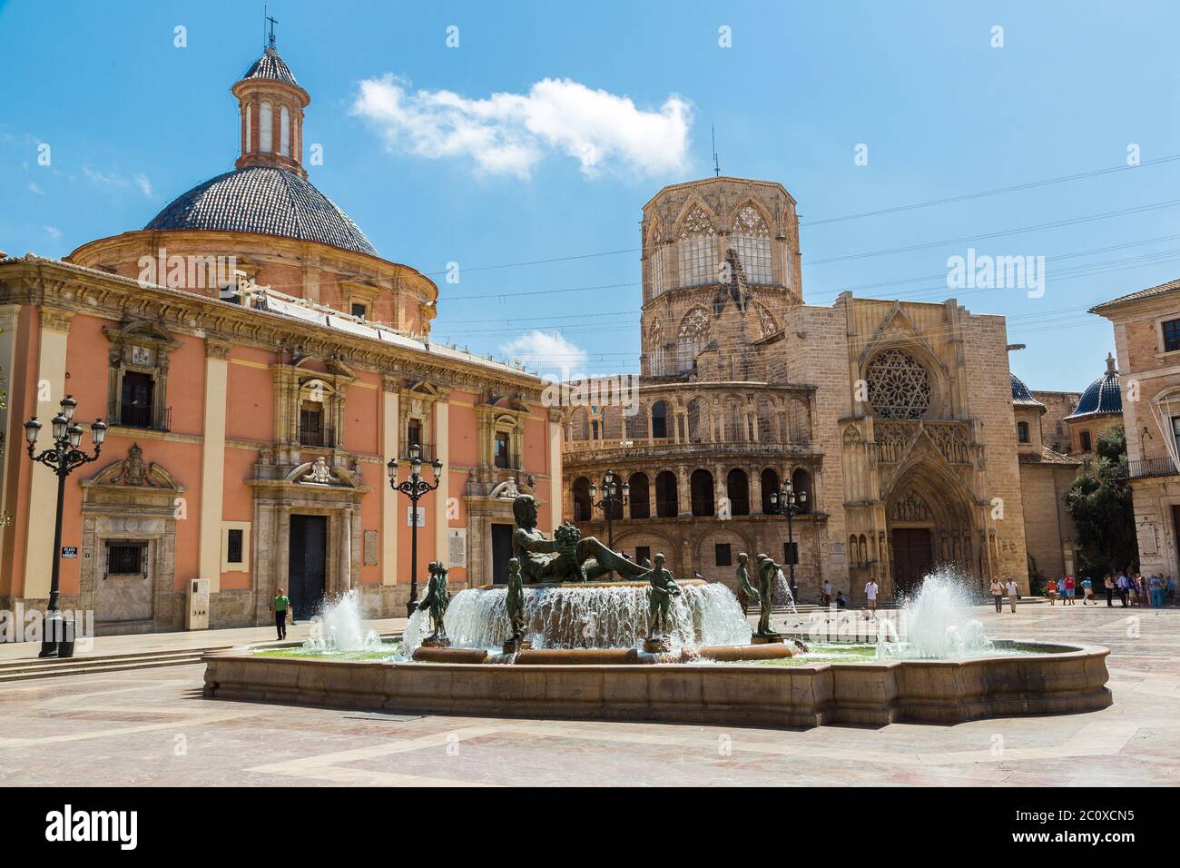 Valencia spain water fountain in hi-res stock photography and images ...