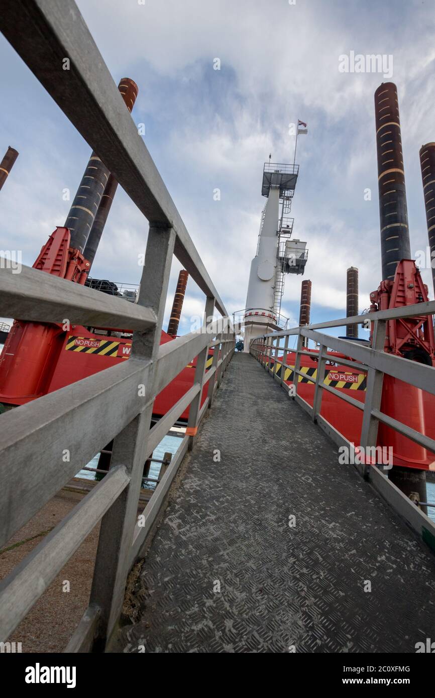 Excalibur drilling rig the largest in the Fugro fleet of jack-up barges ...