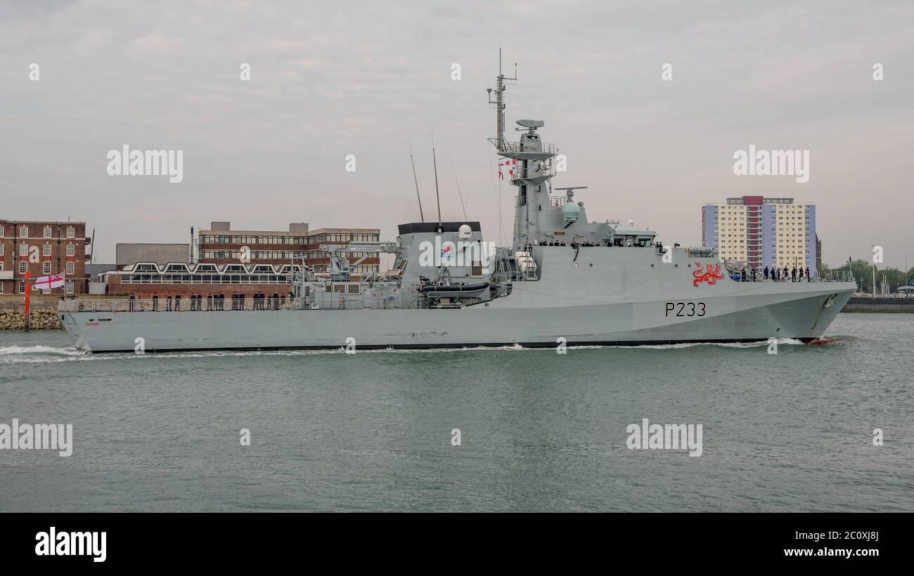 The Royal Navy offshore patrol vessel HMS Tamar (P233) returned to ...