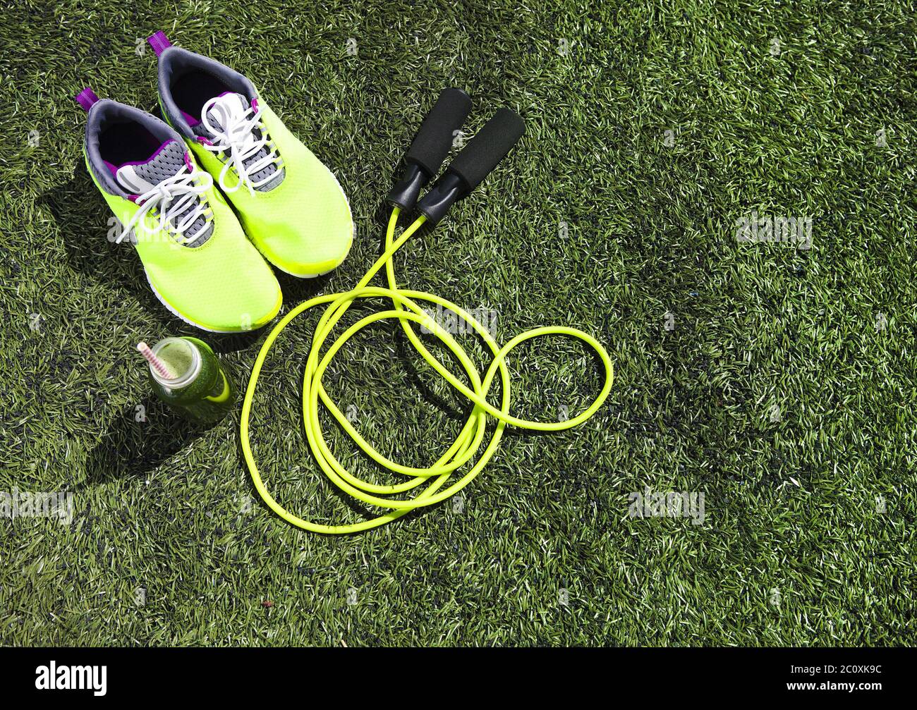 Juice woman gym hi-res stock photography and images - Alamy