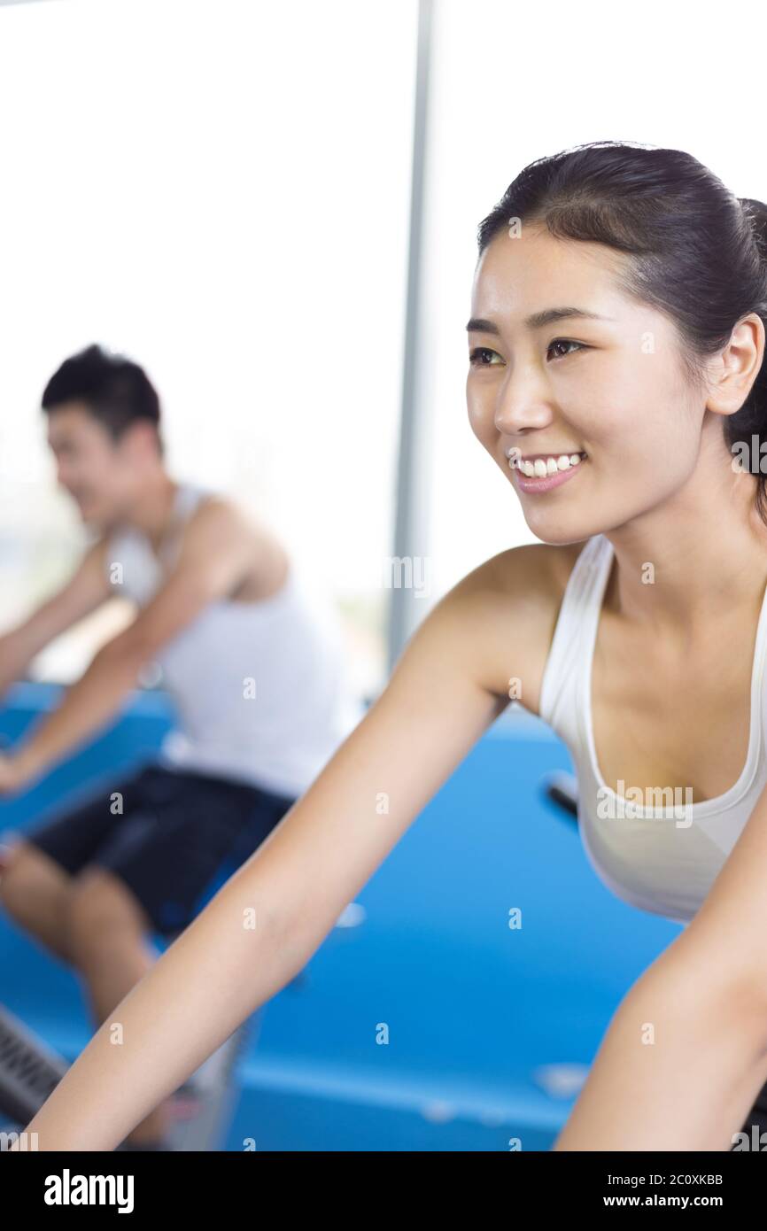 people working out in modern gym Stock Photo - Alamy