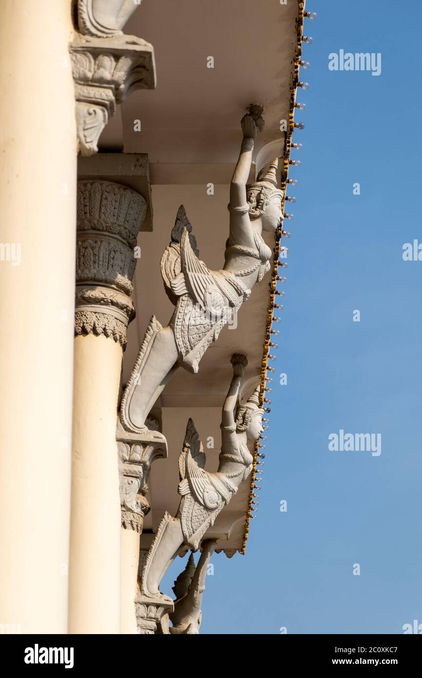 Cornice detail hi-res stock photography and images - Alamy