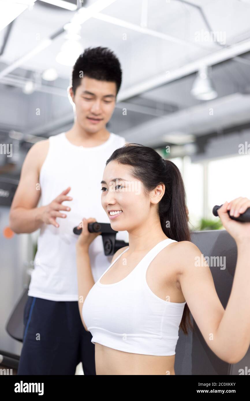 people working out in modern gym Stock Photo - Alamy