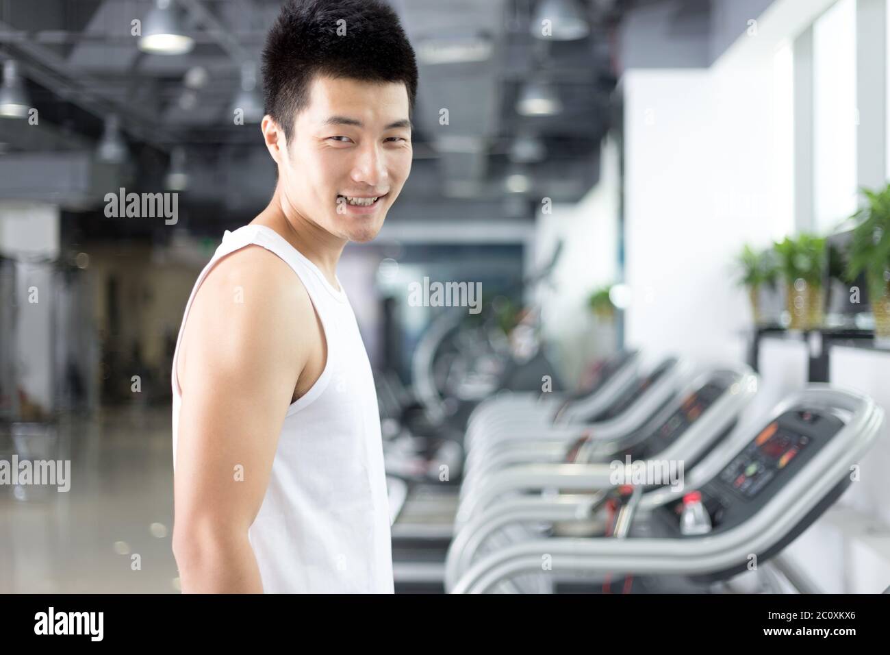 Modern chinese man hi-res stock photography and images - Alamy