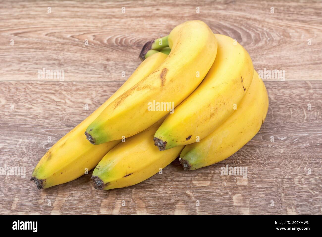 Clump of bananas hi-res stock photography and images - Alamy