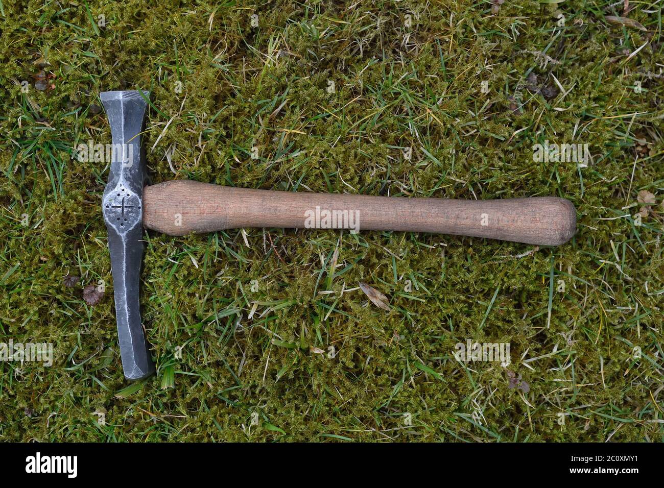 Blacksmith hammer hi-res stock photography and images - Alamy