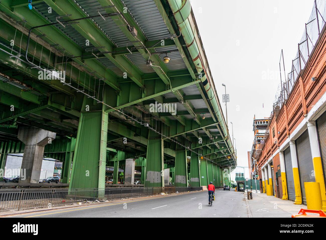 Highway directional signs new york hi-res stock photography and images ...