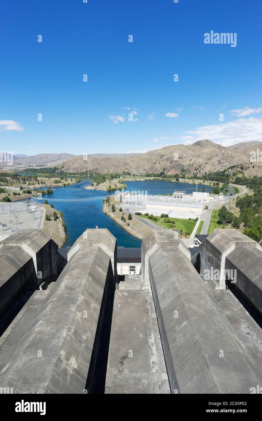Hydroelectric power station new zealand hi-res stock photography and ...