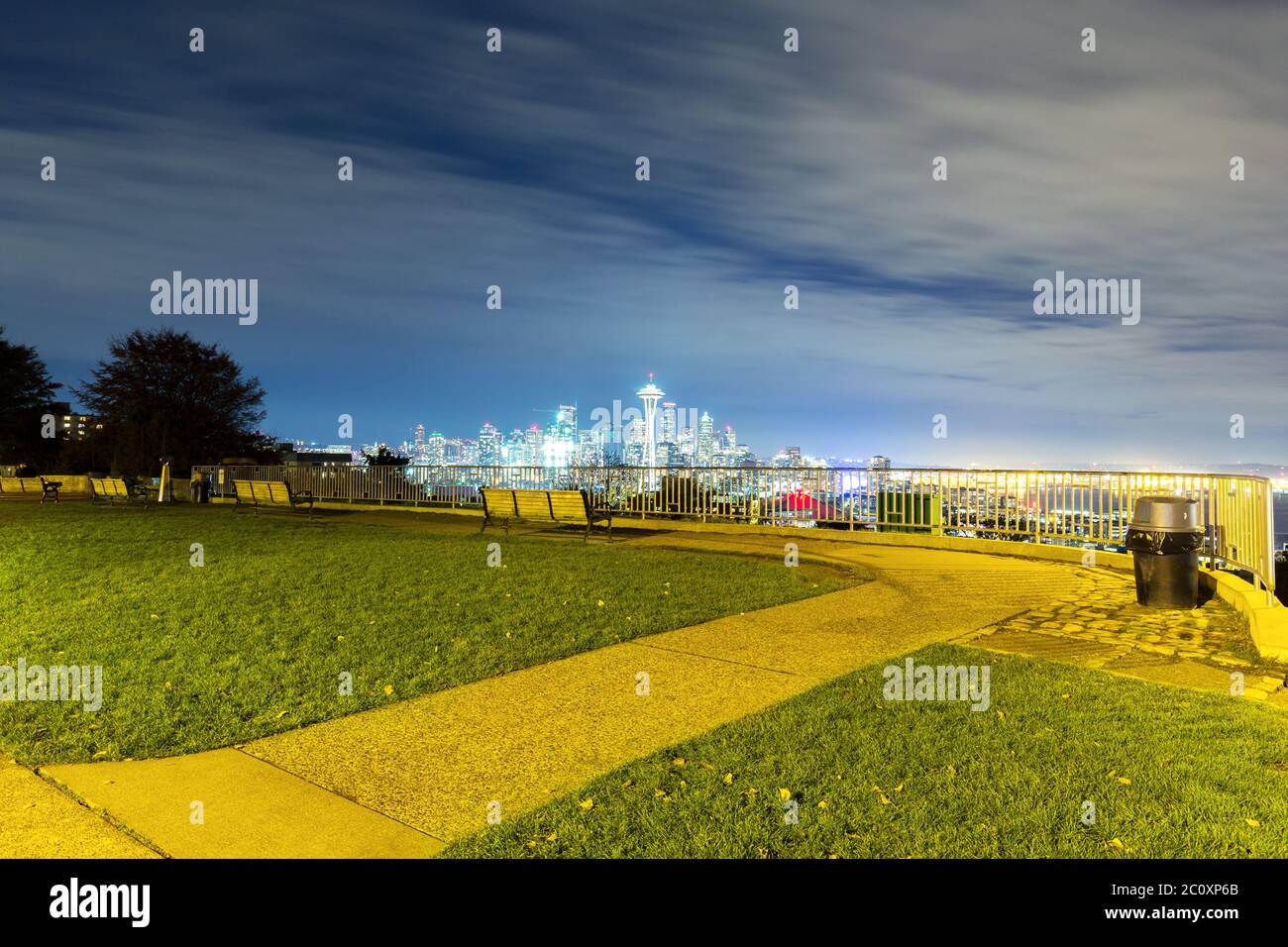 Seattle cityscape night hi-res stock photography and images - Alamy