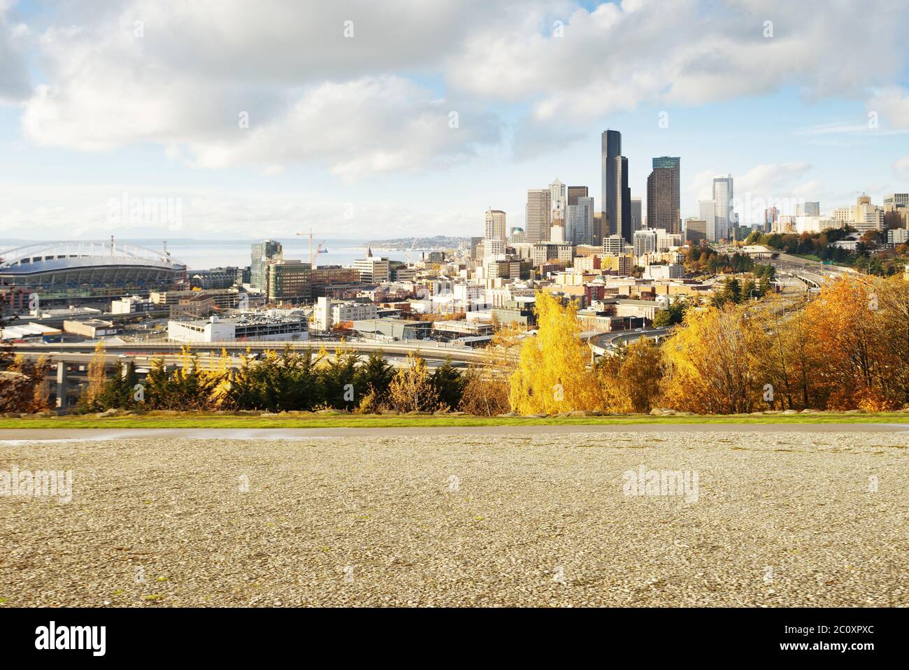 road with cityscape and skyline of seattle Stock Photo - Alamy