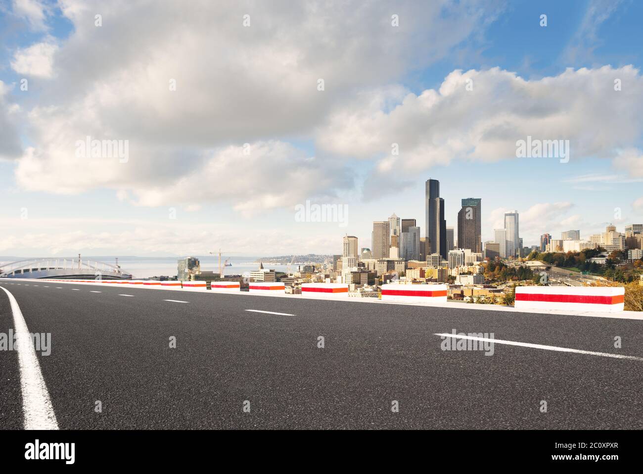 Seattle road sign hi-res stock photography and images - Alamy