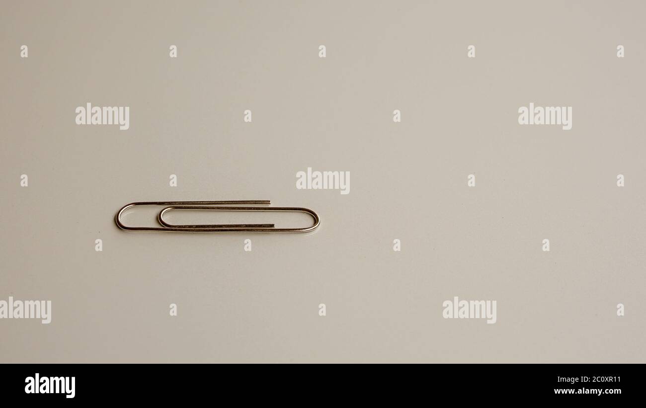 Vector paperclip hi-res stock photography and images - Alamy