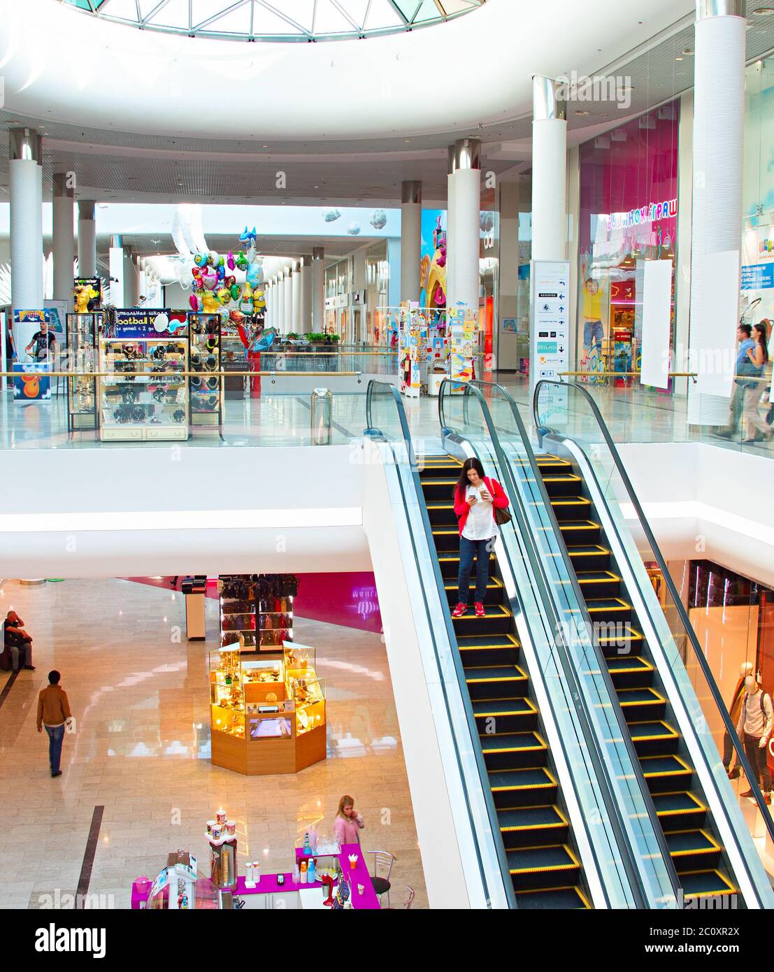 Ocean mall hi-res stock photography and images - Alamy