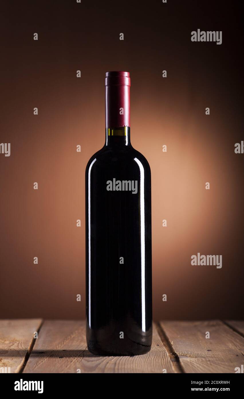 Red wine bottle Stock Photo - Alamy
