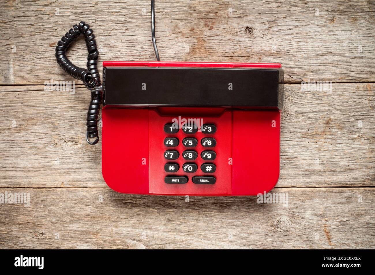 Top traditional red telephone hi-res stock photography and images - Alamy