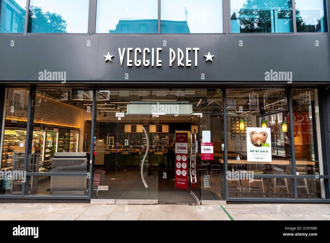 Veggie pret logo hi-res stock photography and images - Alamy