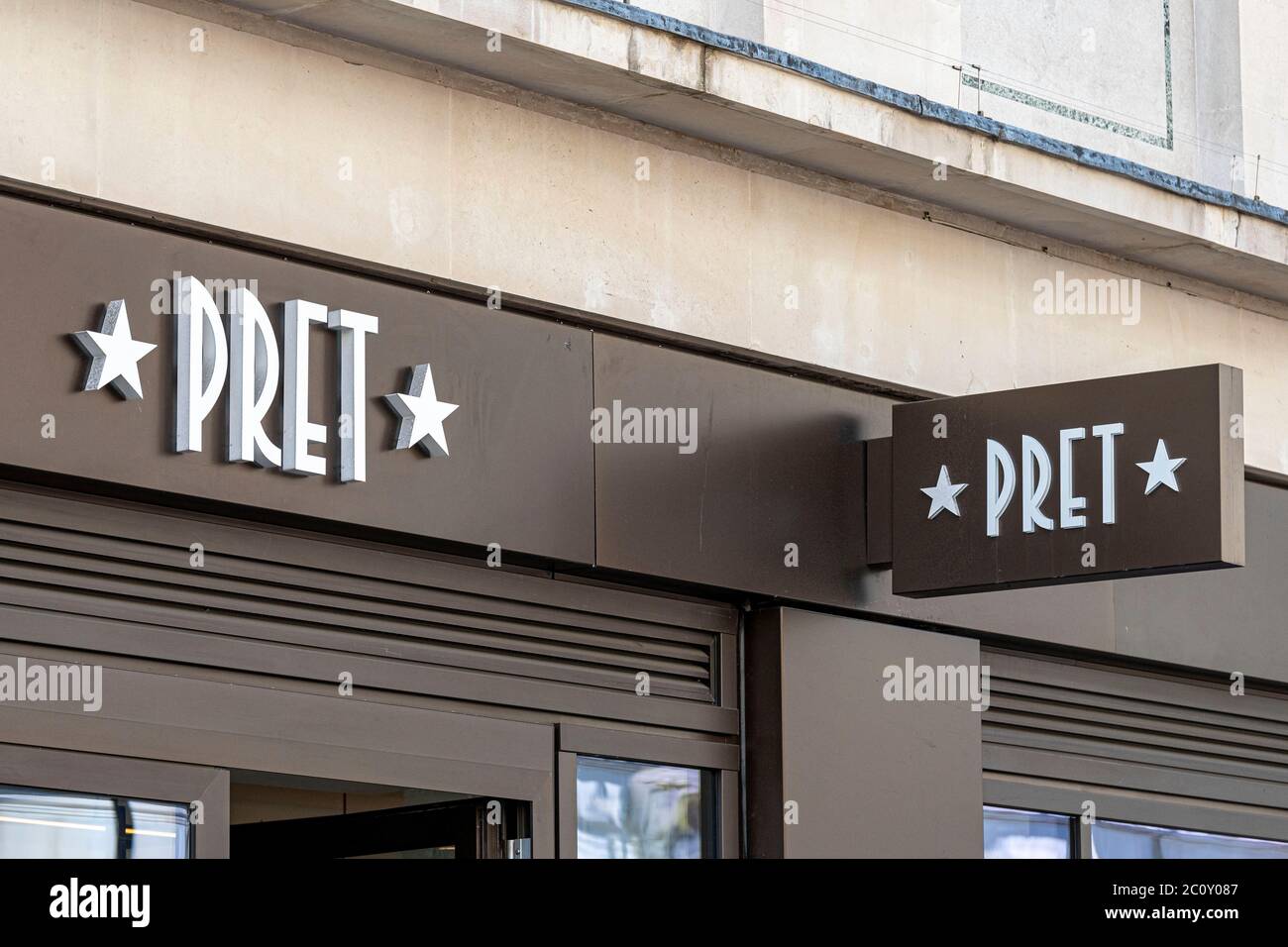 Pret a Manger logo seen on one of their branches Stock Photo - Alamy