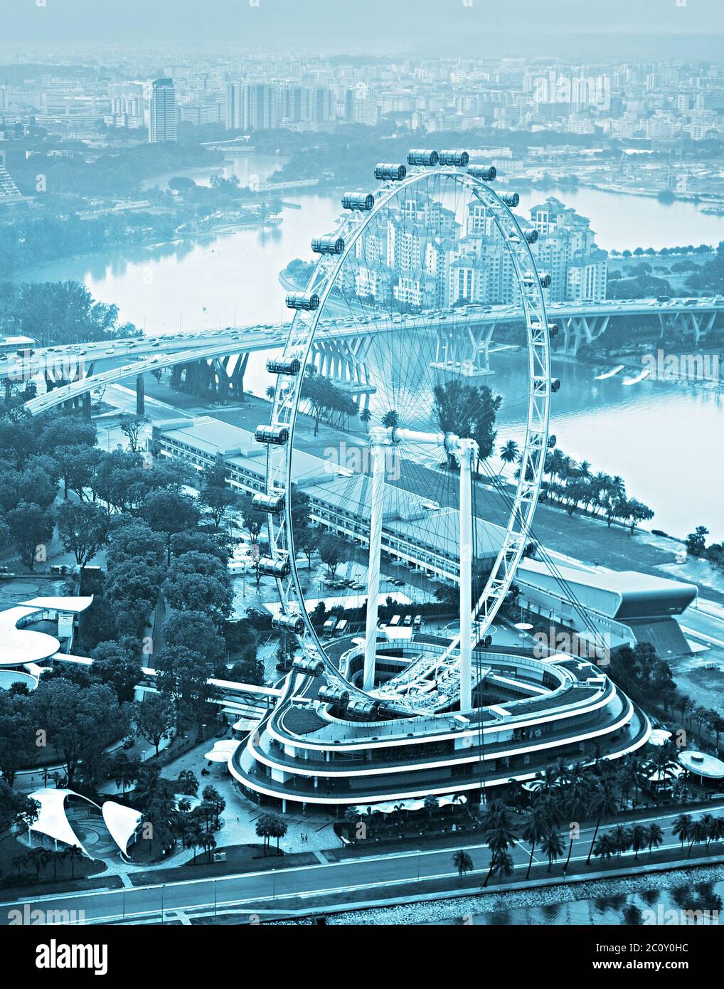 Singapore Ferris Wheel Stock Photo - Alamy