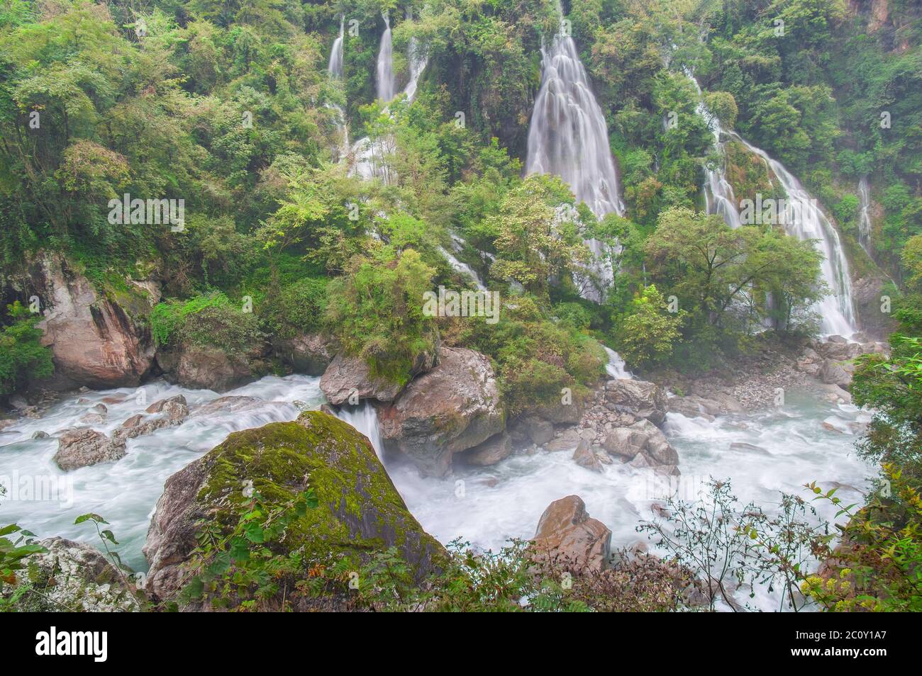 Early autumn scenery of Hubei Shennongjia National Geopark Scenic Area ...