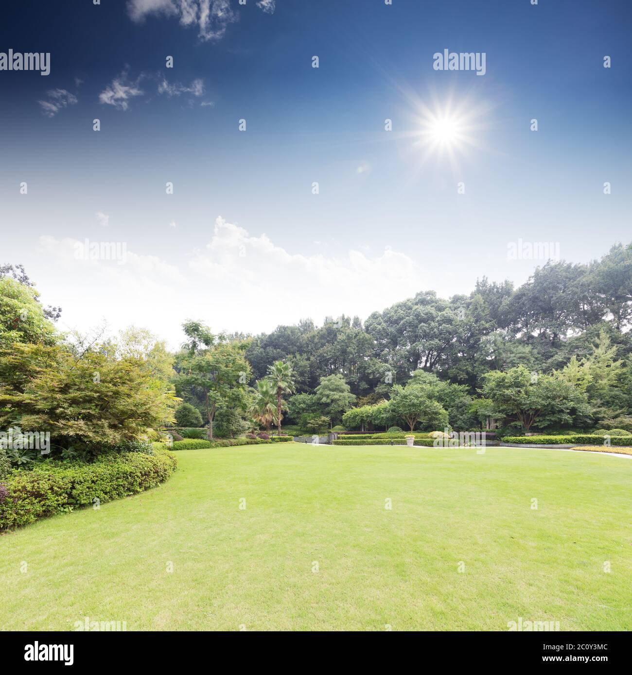Hotel Yard High Resolution Stock Photography and Images - Alamy