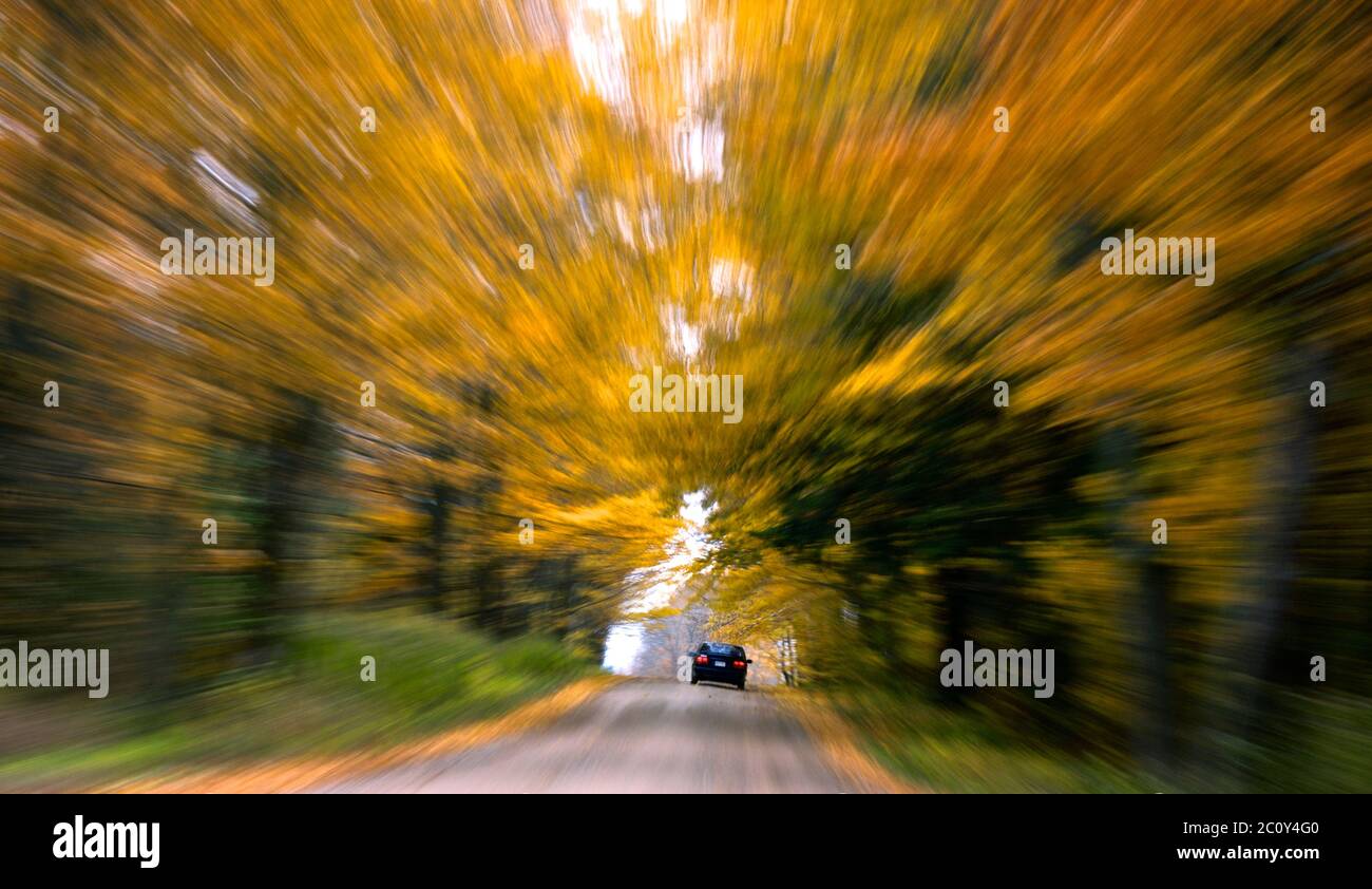 Car with zoom effect hi-res stock photography and images - Alamy