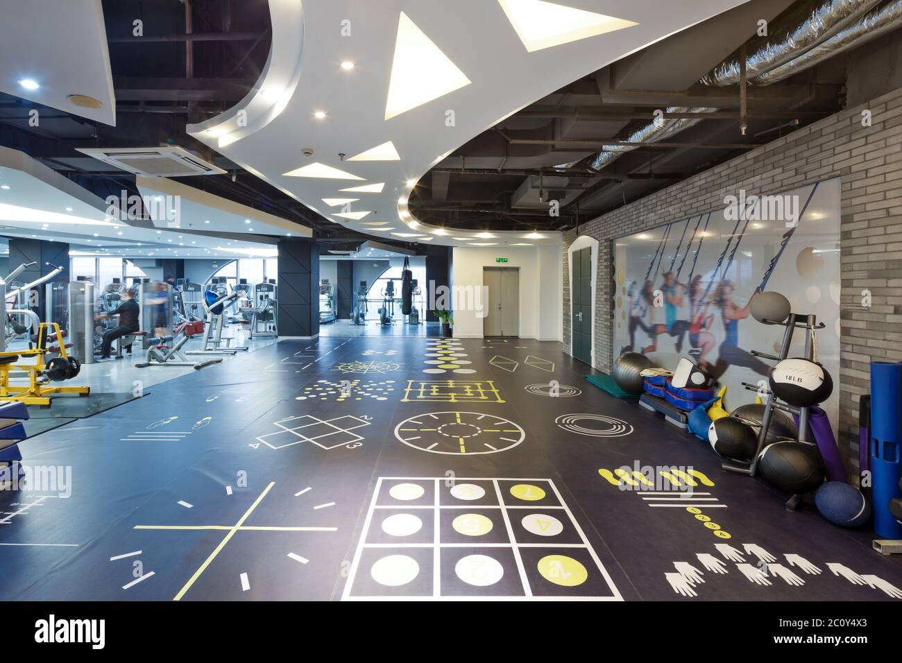 design and equipment in modern gym Stock Photo - Alamy