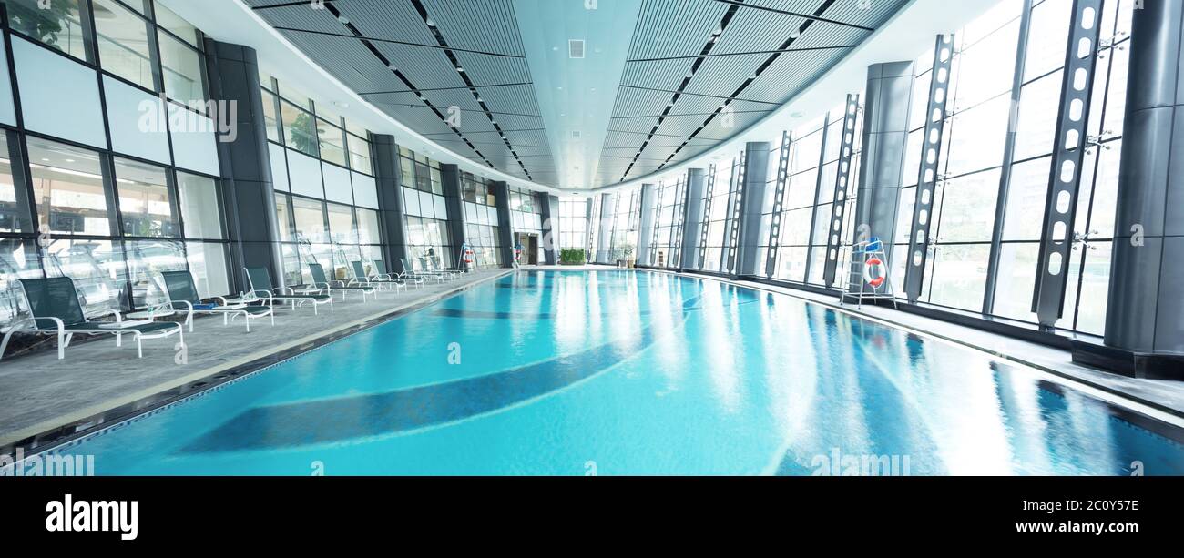 Bright modern gym interior hi-res stock photography and images - Alamy