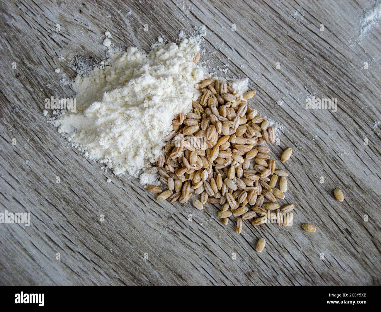 Barley flour hi-res stock photography and images - Alamy