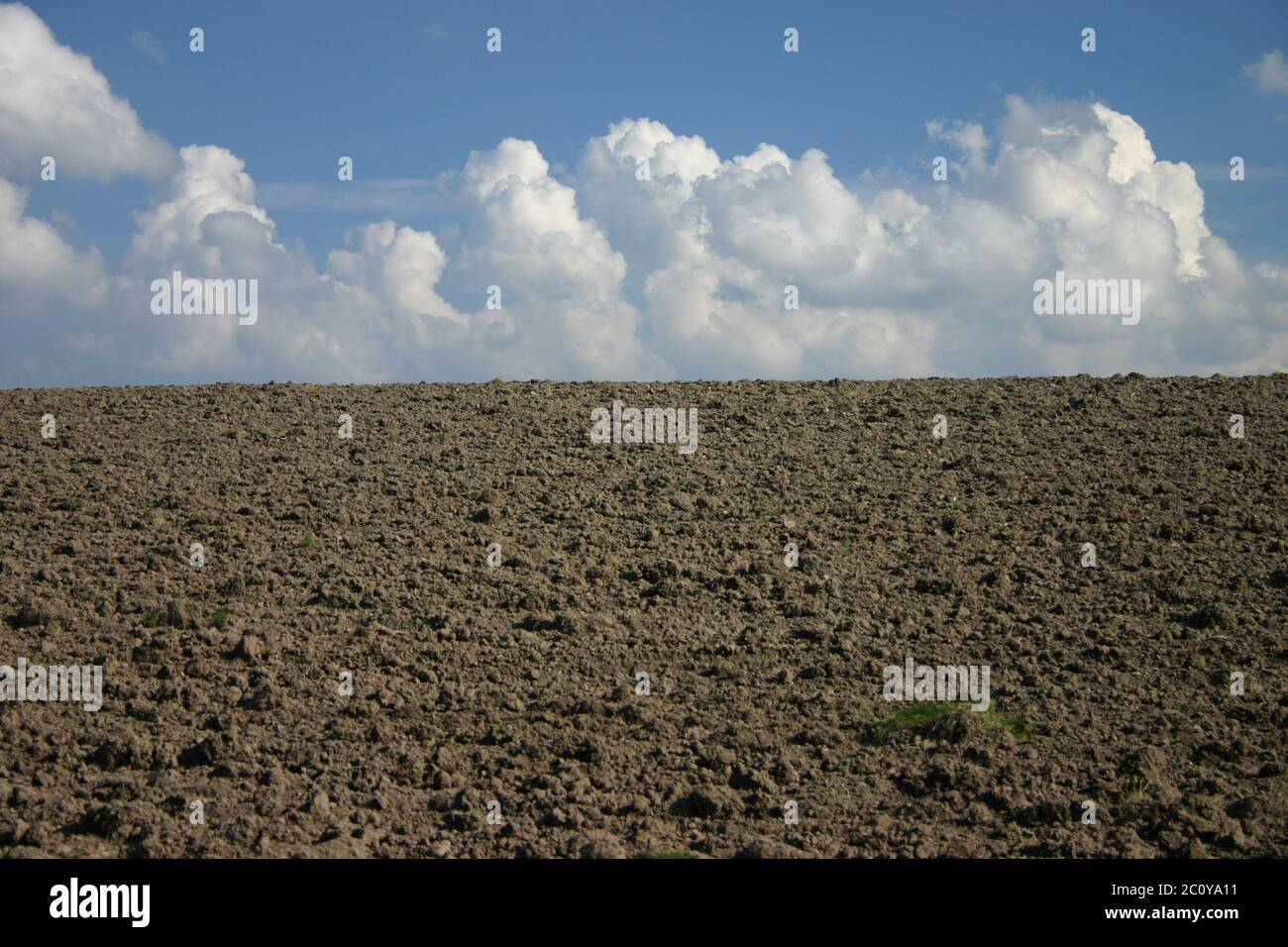 Cloudy sky over fields hi-res stock photography and images - Alamy