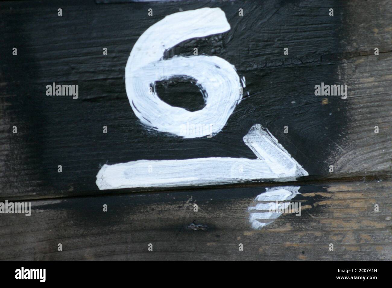 Six arrow hi-res stock photography and images - Alamy
