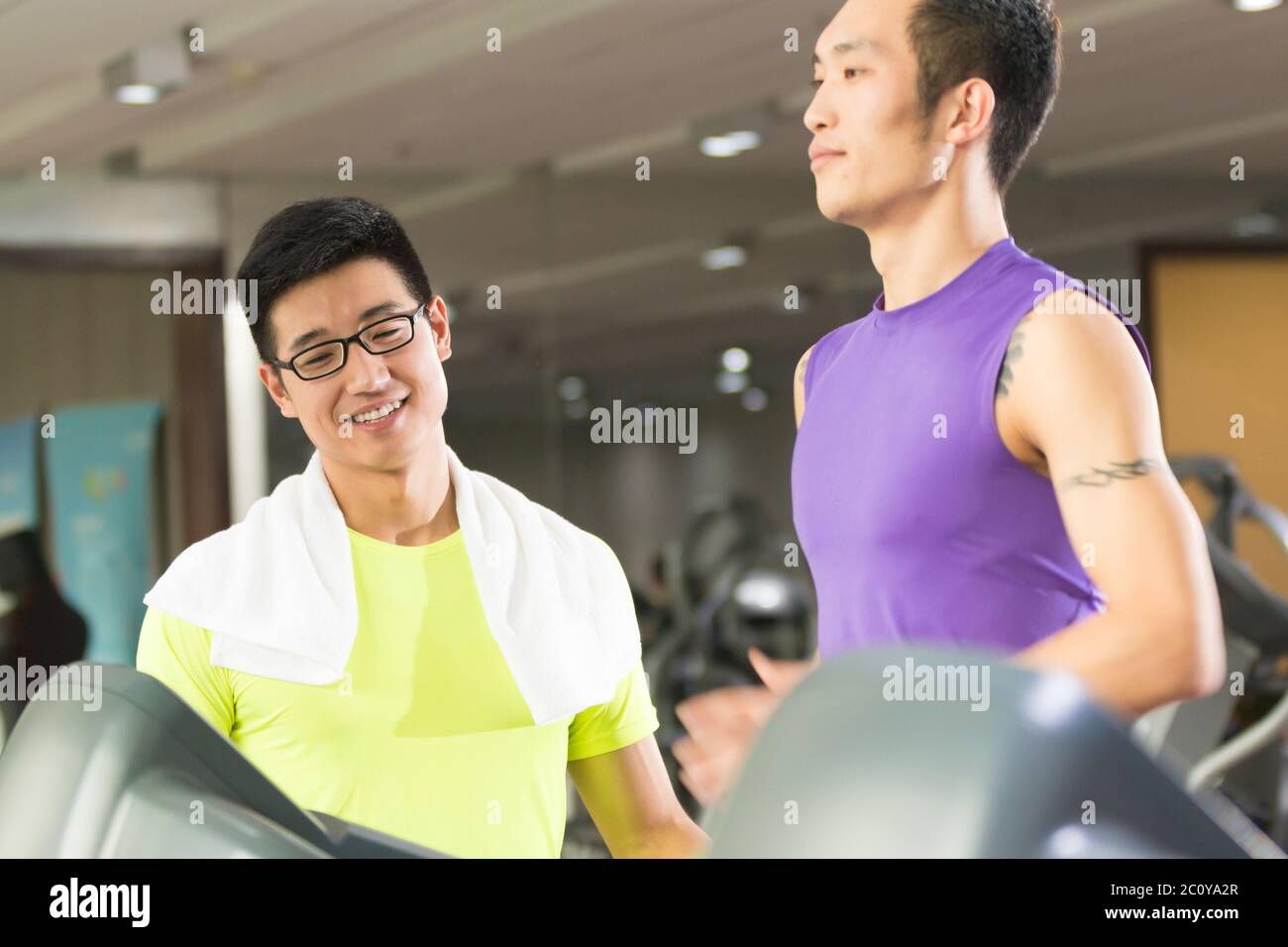 Group of men working out in gym hi-res stock photography and images - Alamy