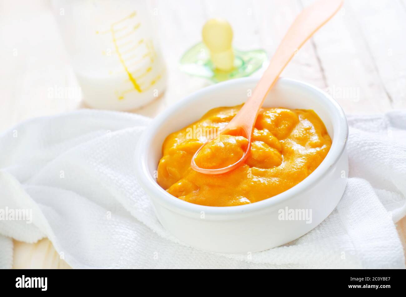 Pap bowl hi-res stock photography and images - Alamy