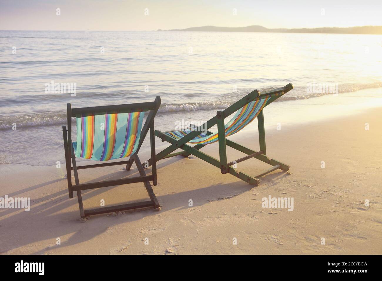 Two sun chairs hi-res stock photography and images - Alamy