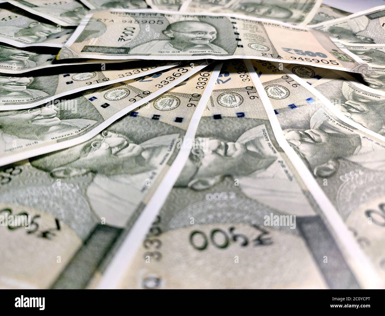 500 rupee note hi-res stock photography and images - Alamy