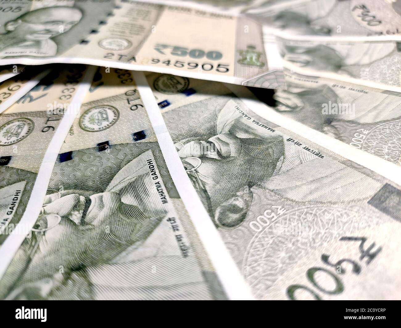 500 rupee note hi-res stock photography and images - Alamy