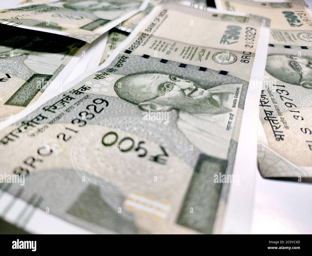 500 rupee note hi-res stock photography and images - Alamy