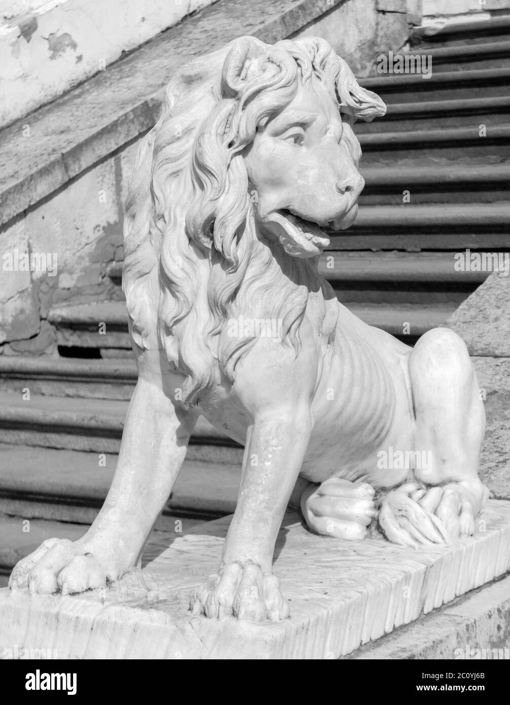Metal lion mane ancient hi-res stock photography and images - Alamy