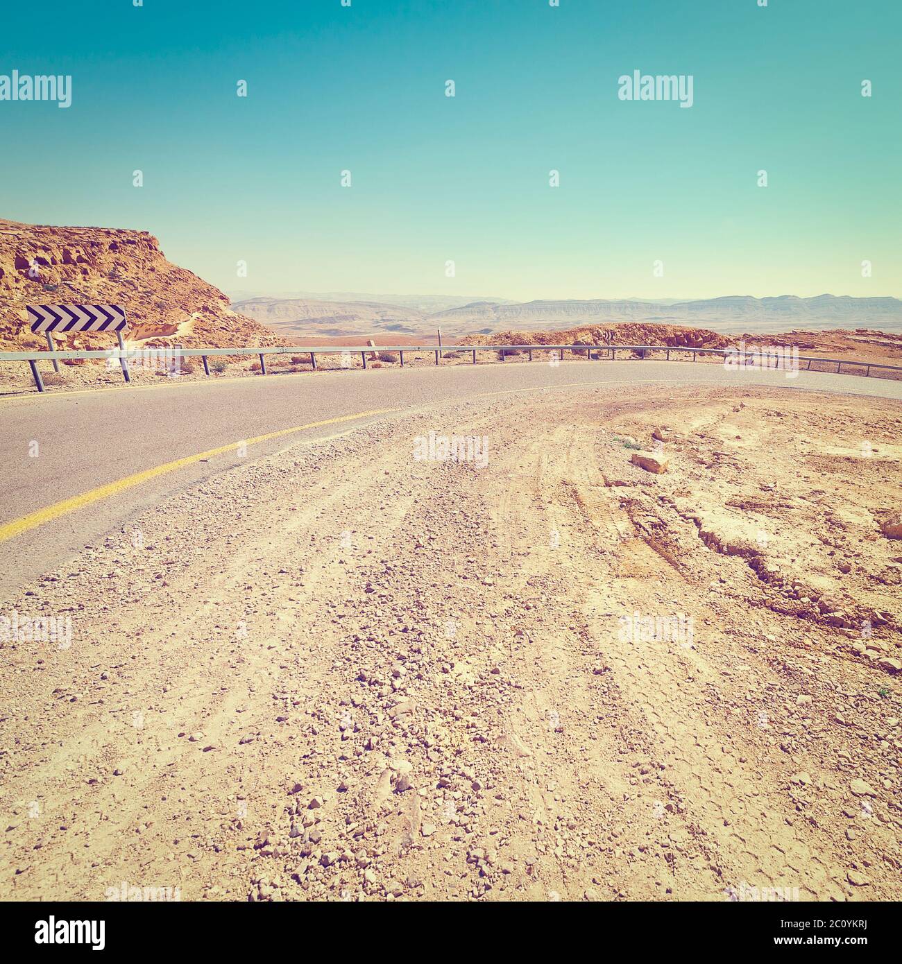 Road in Desert Stock Photo - Alamy