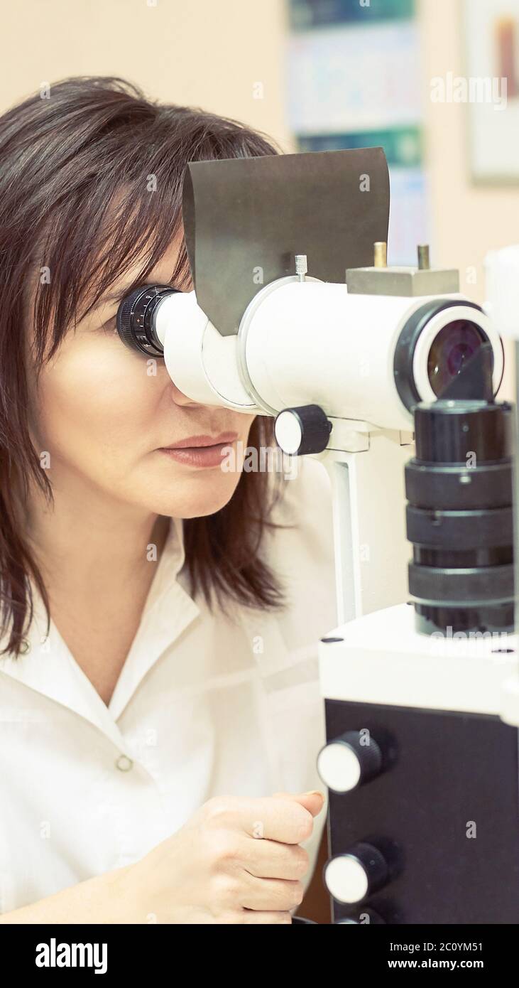 Oct retina hi-res stock photography and images - Alamy