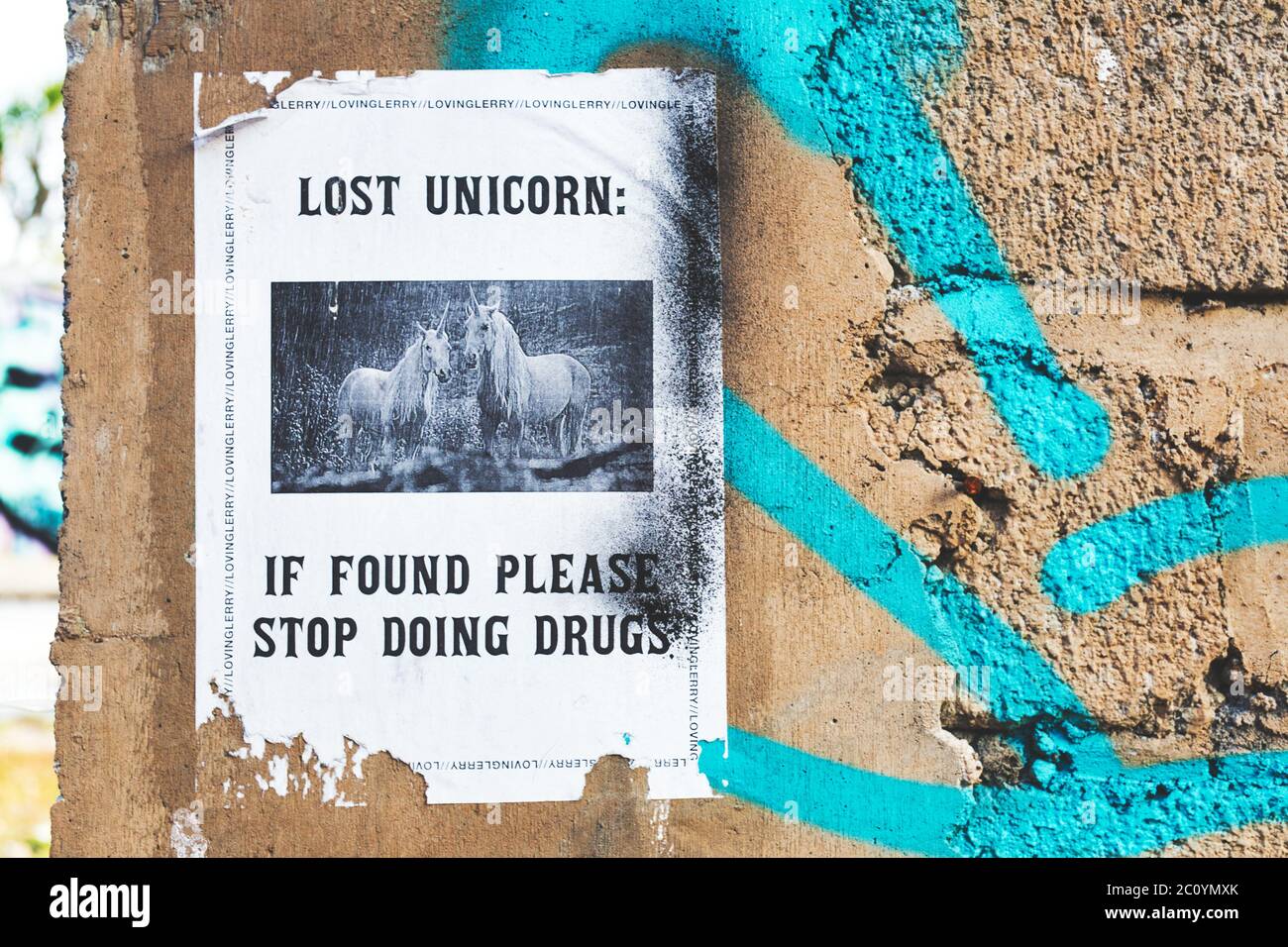 Doing drugs hi-res stock photography and images - Alamy